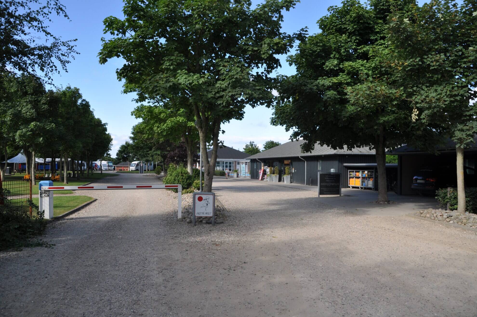 Velkommen til Esbjerg Camping - En Campingplads for Hele Familien